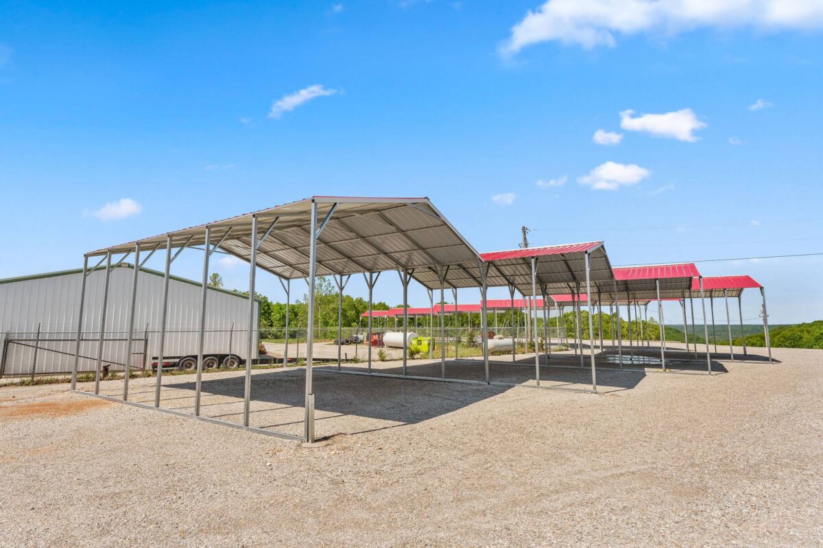 Fully Enclosed Ivory Barn | Custom Structures Direct